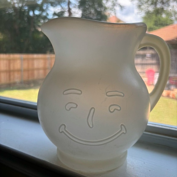 Kitchen | Vintage Hey Koolaid Plastic Pitcher With Smiley Face | Poshmark